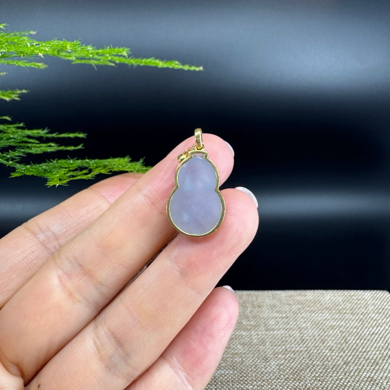 RealJade® Co. Genuine Ice Lavender Jadeite Jade Good Luck Hulu Bottle