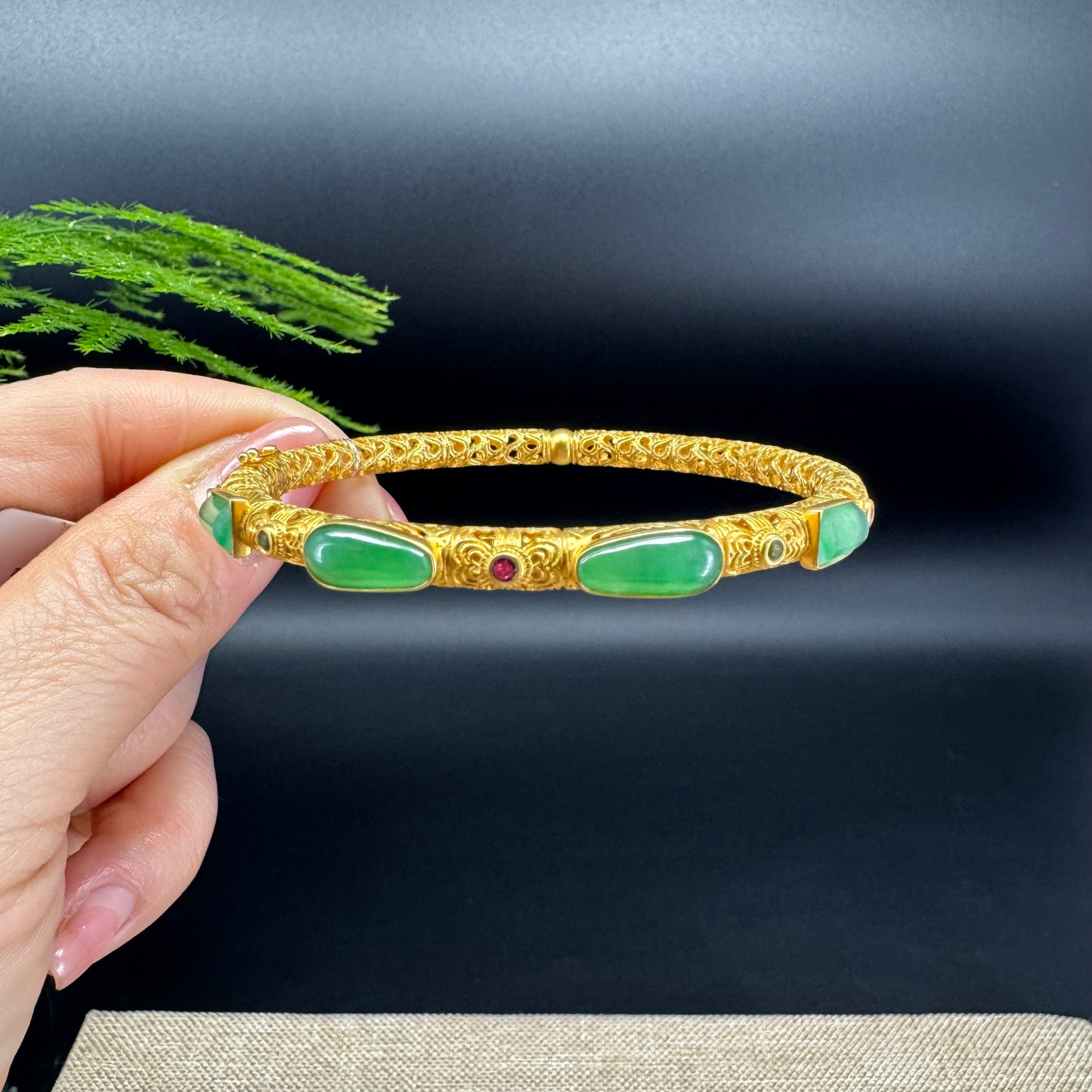 RealJade Luxury 18K Yellow Gold Genuine Green Jadeite Jade Bracelet ...