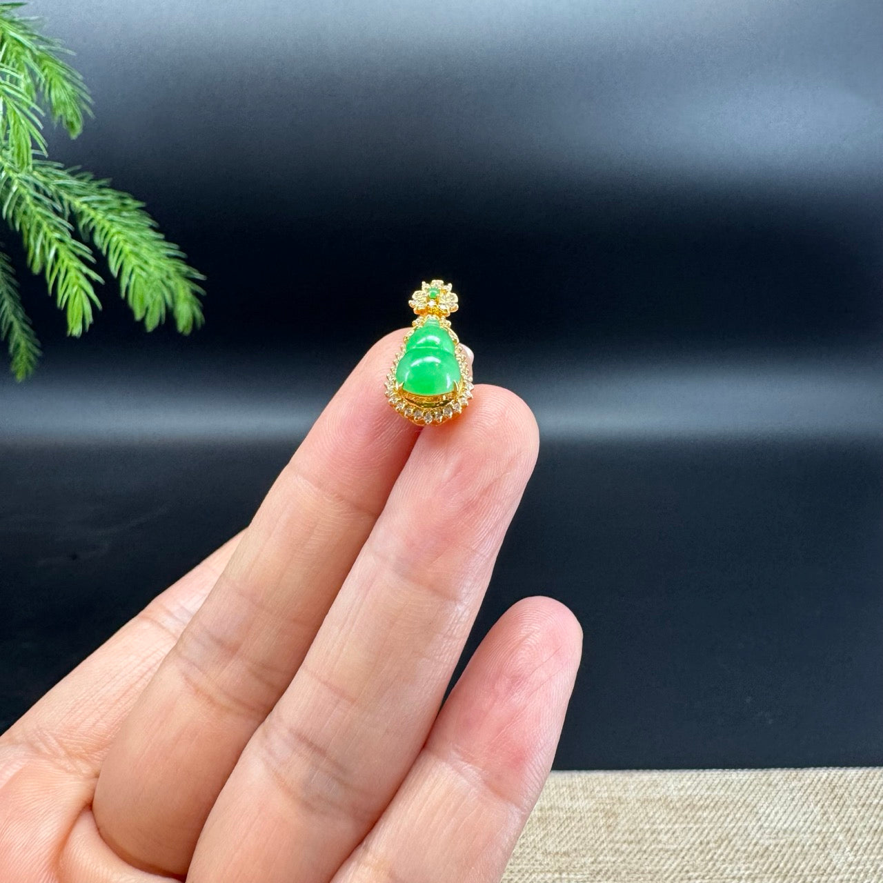 Genuine Green Jadeite Jade Mini Hulu Necklace With 18K Yellow Gold Dia ...