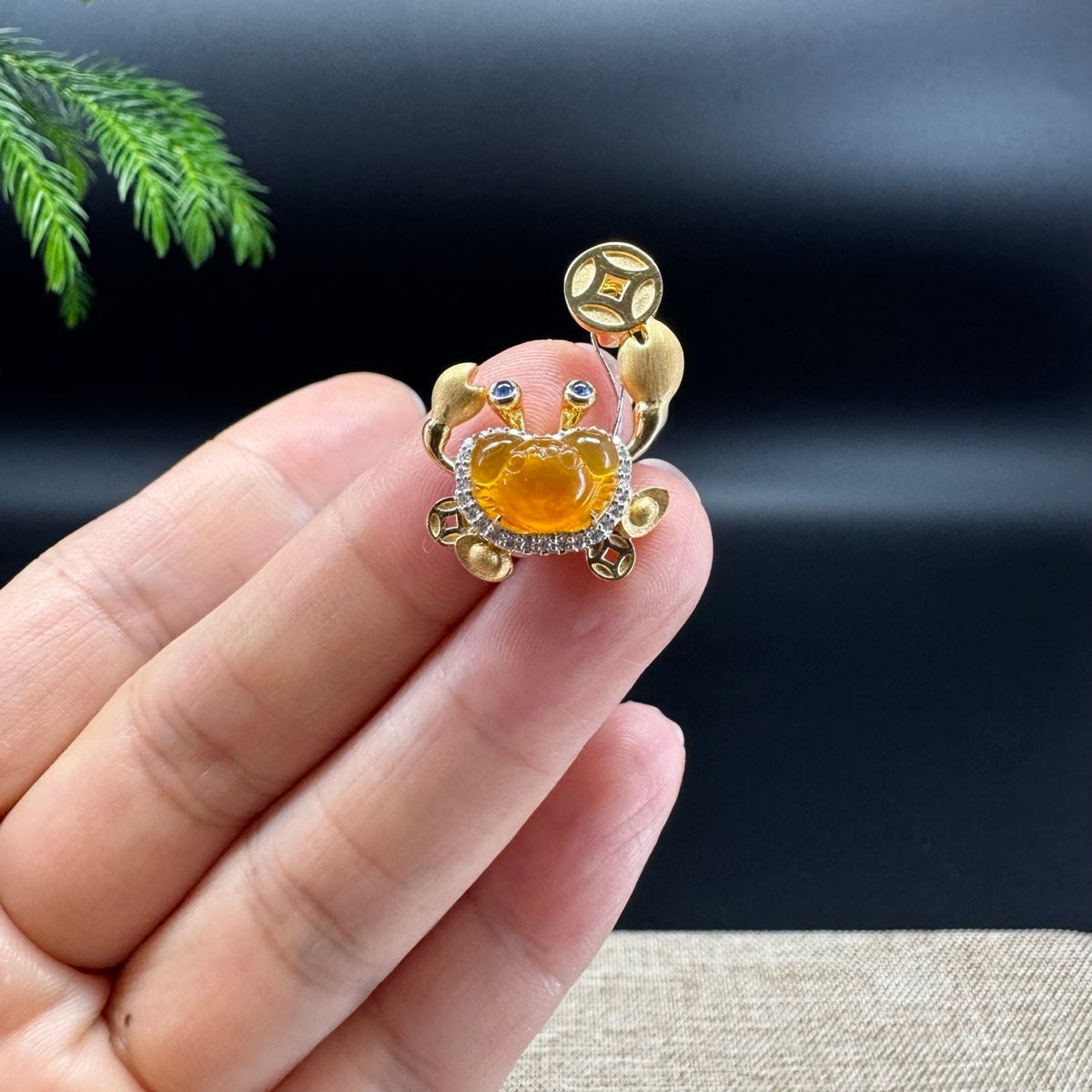 RealJade® Co. 18K Yellow Gold Genuine Honey Yellow Jadeite Jade Crab N