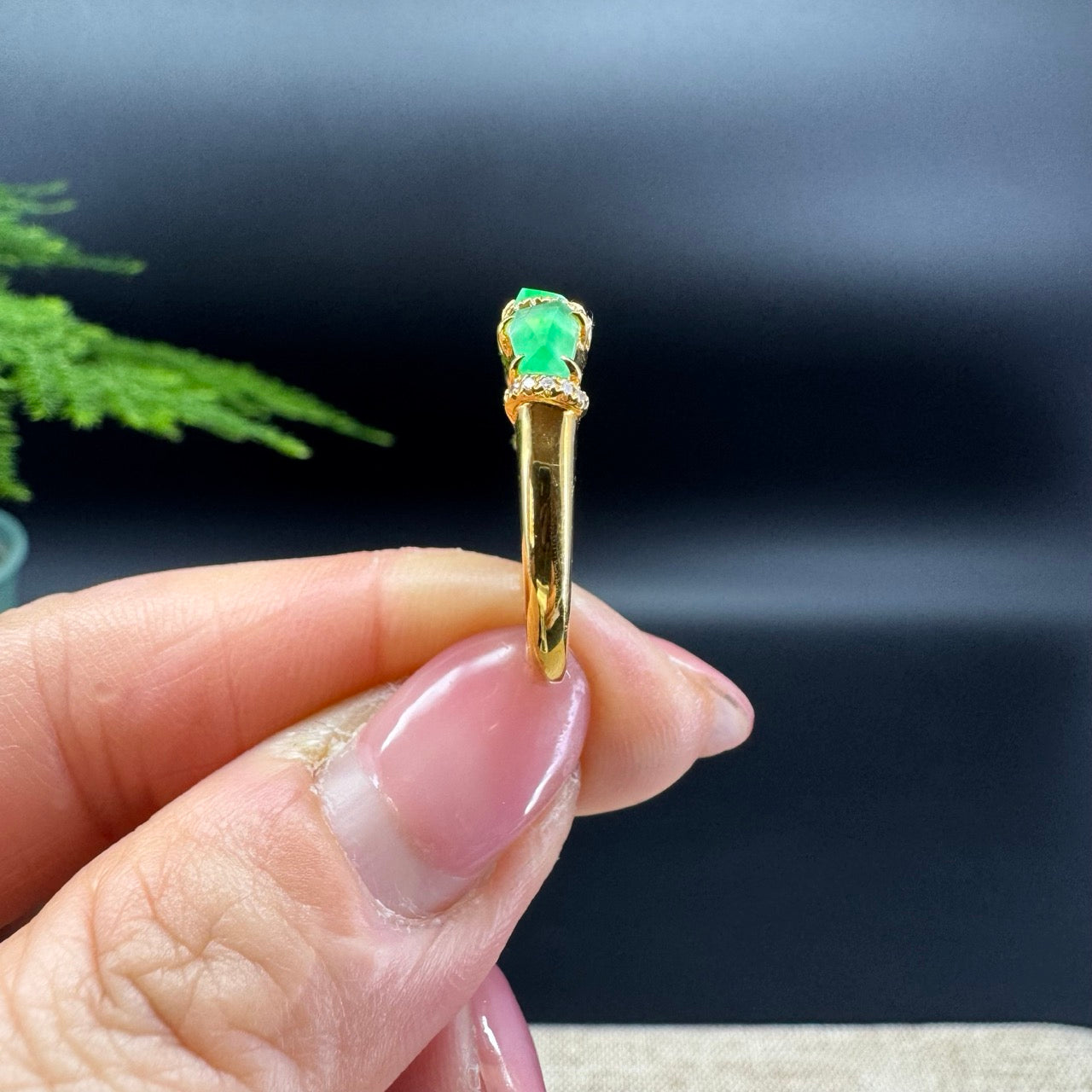 RealJade® 18K Yellow Gold Spicy Green Jadeite Jade Bamboo Ring ...