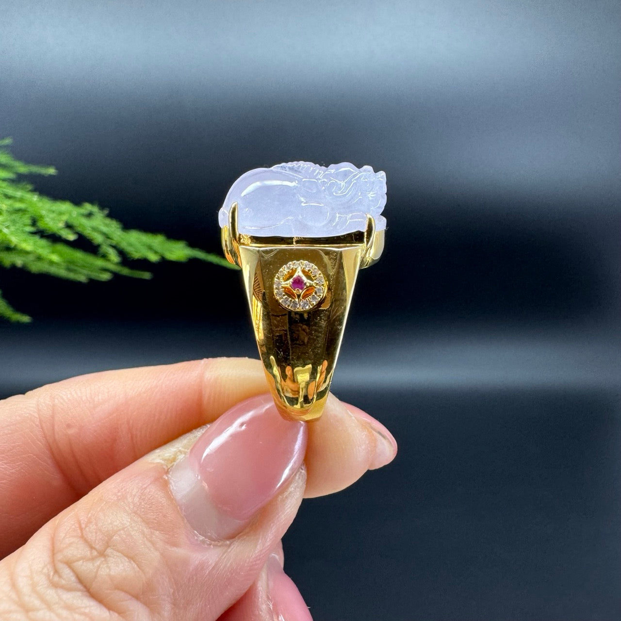 RealJade® 18K Yellow Gold Icy Lavender Jadeite Jade PiXiu Ring ...